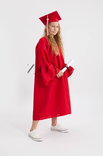 Toga Roja de Graduación con Birrete - zoyafashion.es